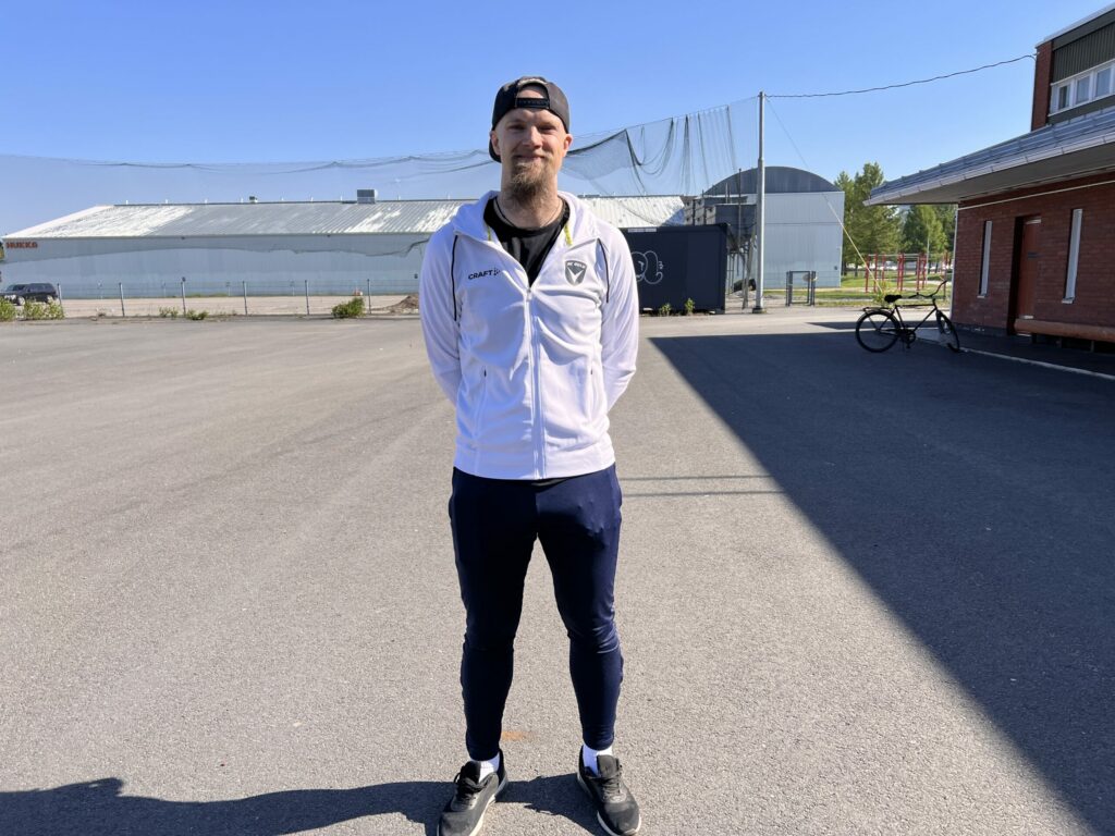 Matias Ahola on valittu AC Oulun edustusjoukkueen huoltajaksi - AC Oulu